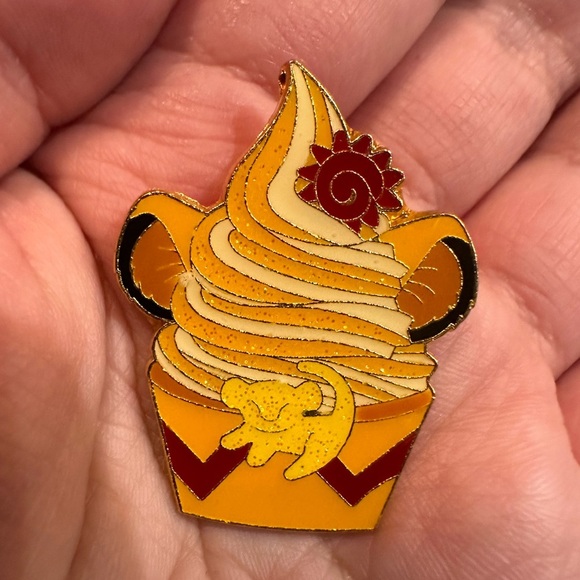 Disney | Accessories | Disney Lion King Simba Soft Serve Ice Cream ...